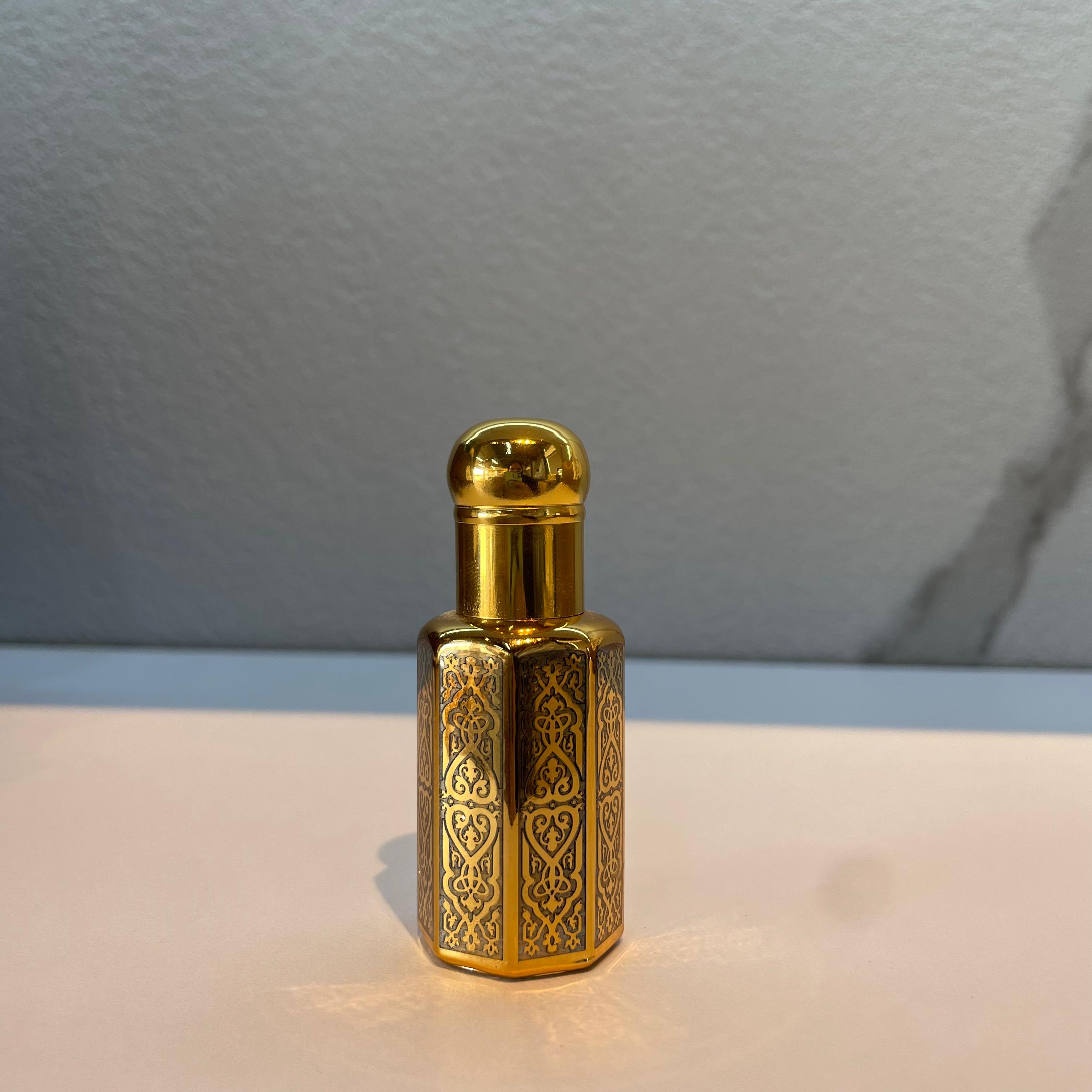 Oud Toola – moge oman